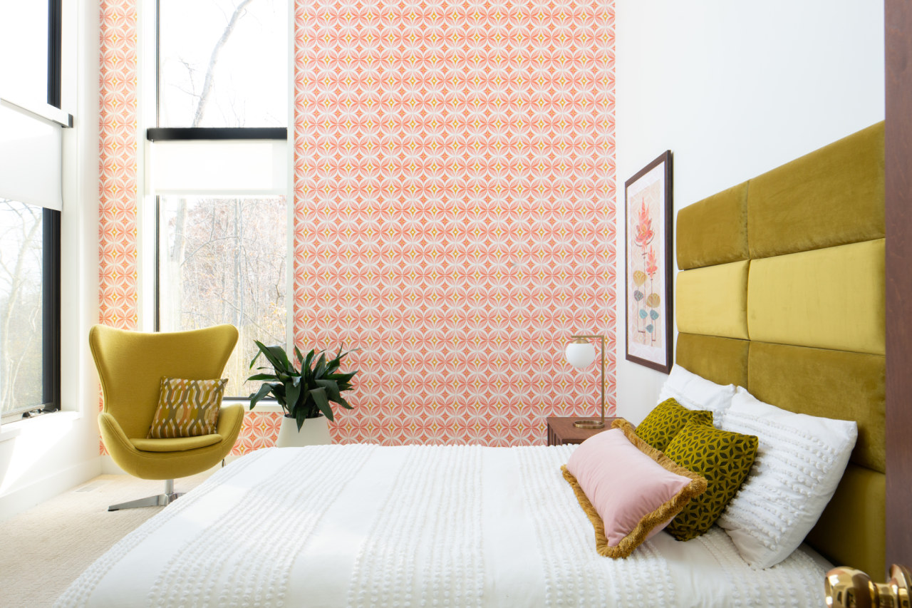 Maximalism vs. Minimalism in the Midcentury Home - Exactly Designs